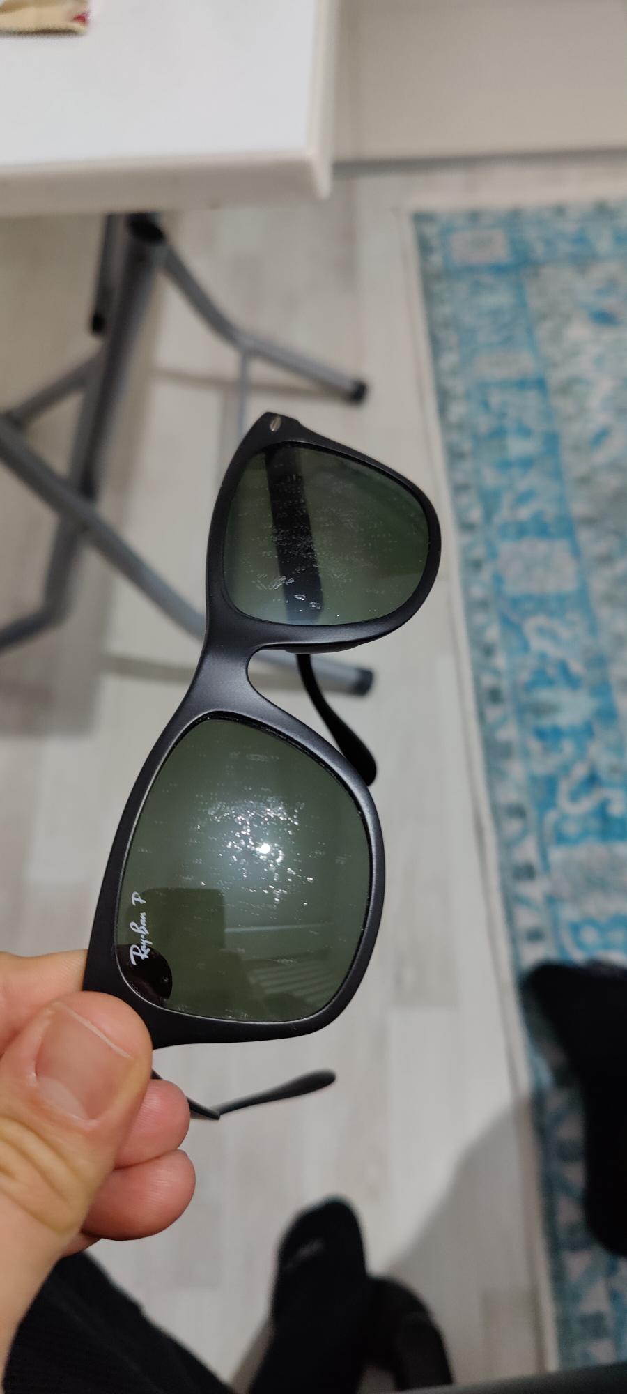 Rayban Glasses with Poor Glass Quality Has Blisters On It - Xolvie