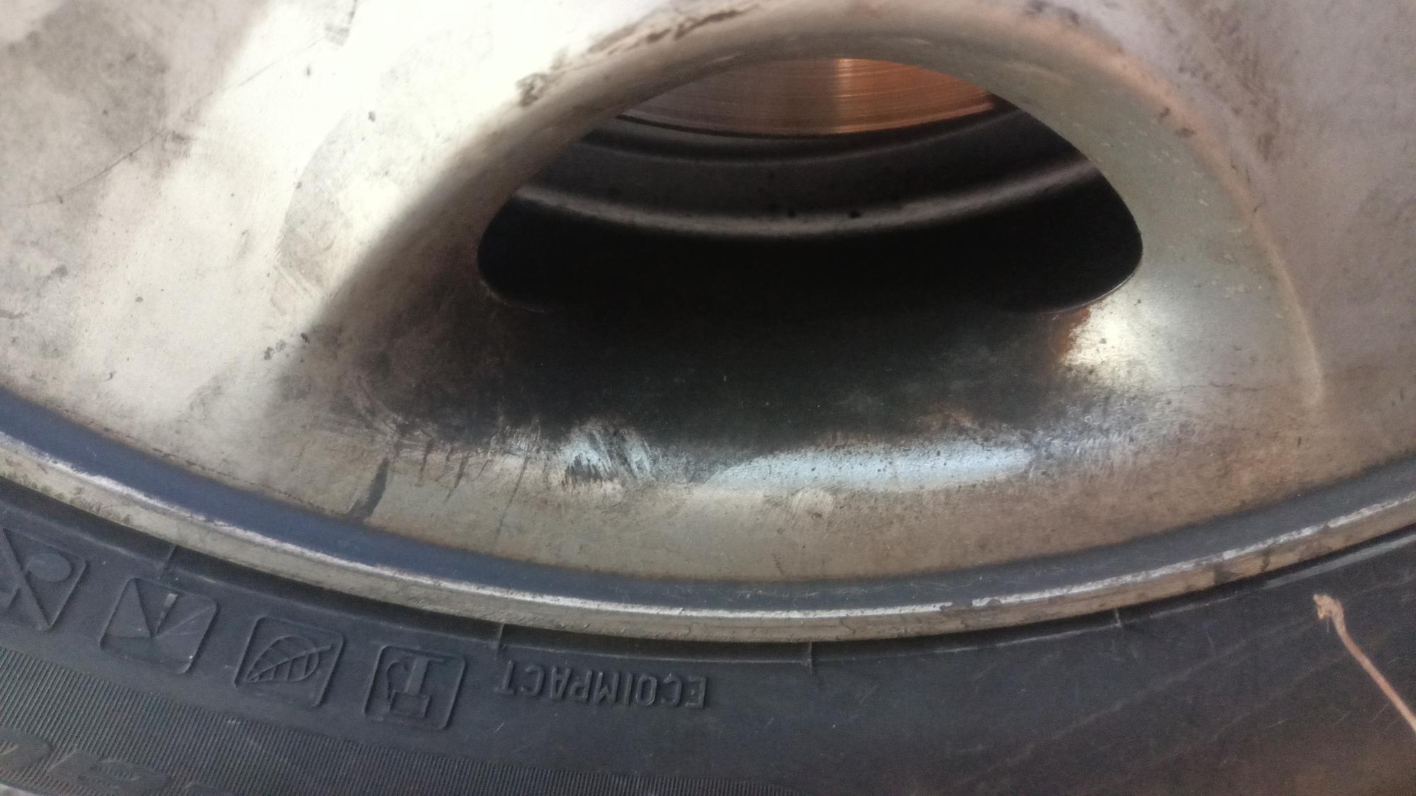 Kale Balata Ön Tekerler Kale Balataları İnişte Aşırı Isınma, Aşırı ...