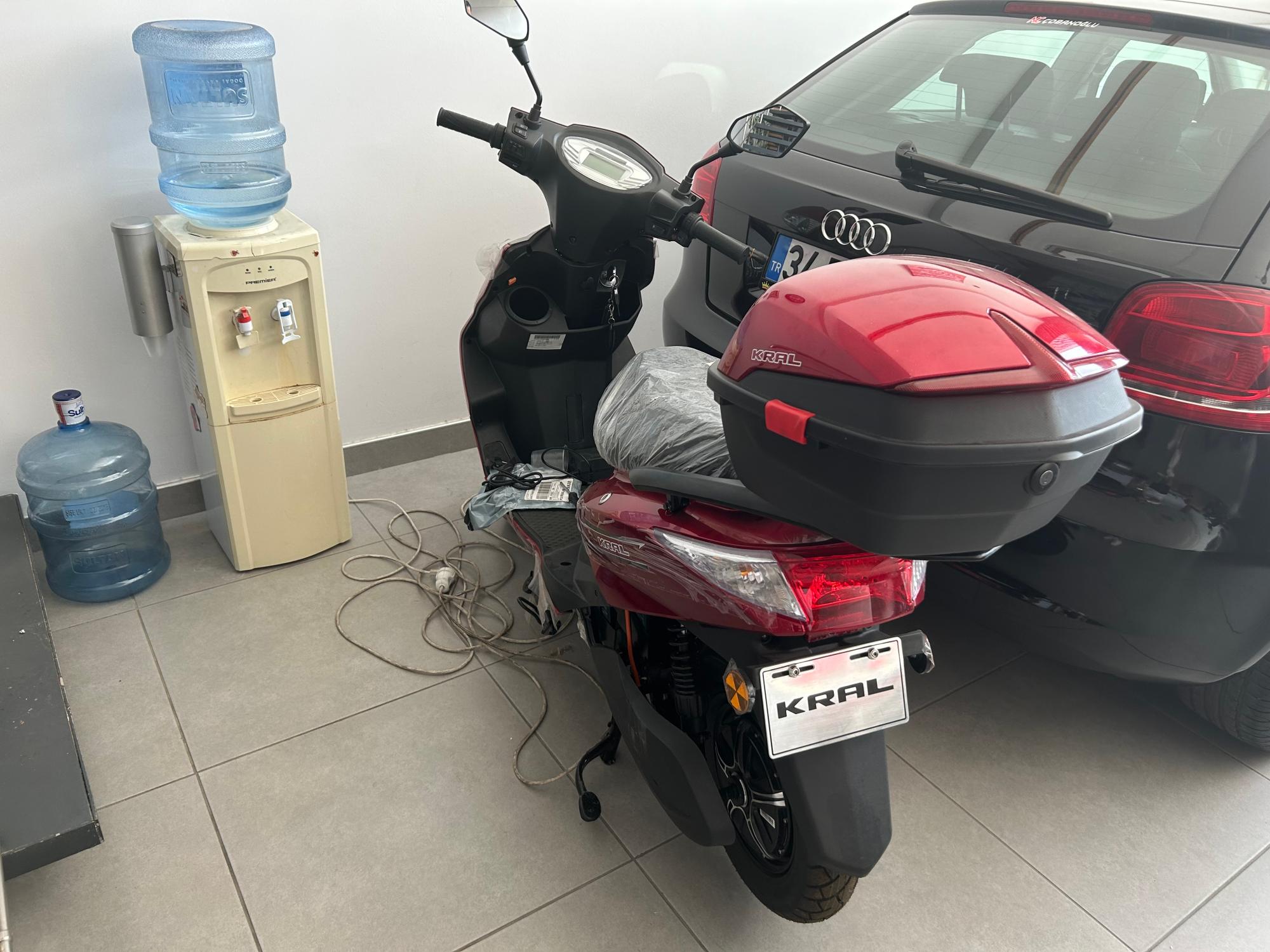 Kral Motor Logo Kral Motor KR 41 Epico Alt Orta Sehpa