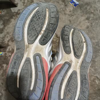 Adidas Low-Quality Shoes - Xolvie