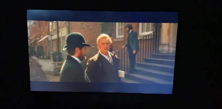 Backlight Bleeding On The Black Screen Of My LG 75QNED816RE TV - Xolvie