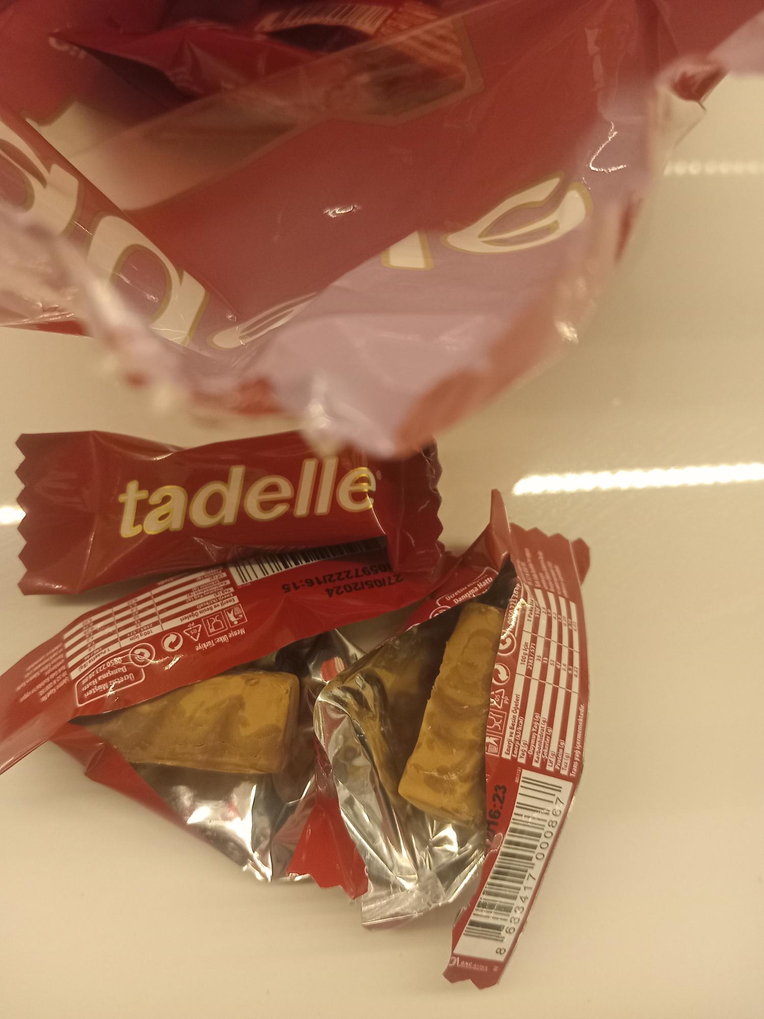 Tadelle Rengi Bozuk Çikolatanın Gece Bir Vakti Hastanelik Etmesi ...