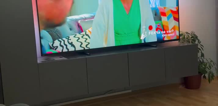 Philips 75-Inch TV Screen Issues Return After 8 Months! - Xolvie