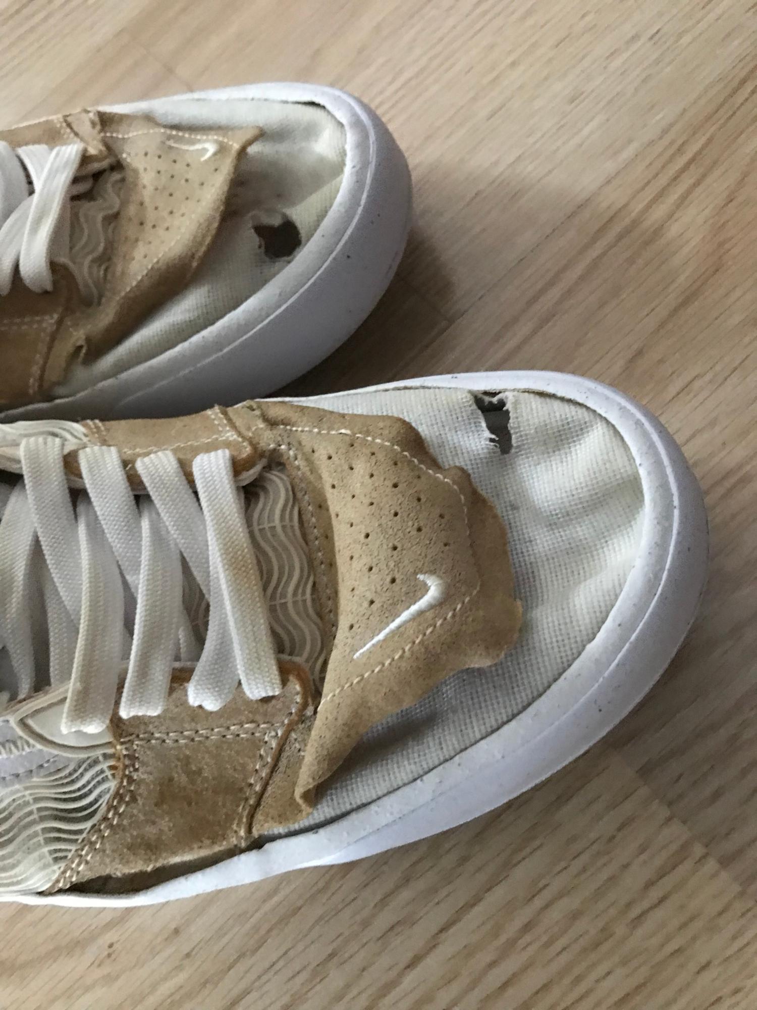 Deterioration in Nike Shoe Quality Following Cleaning - Xolvie