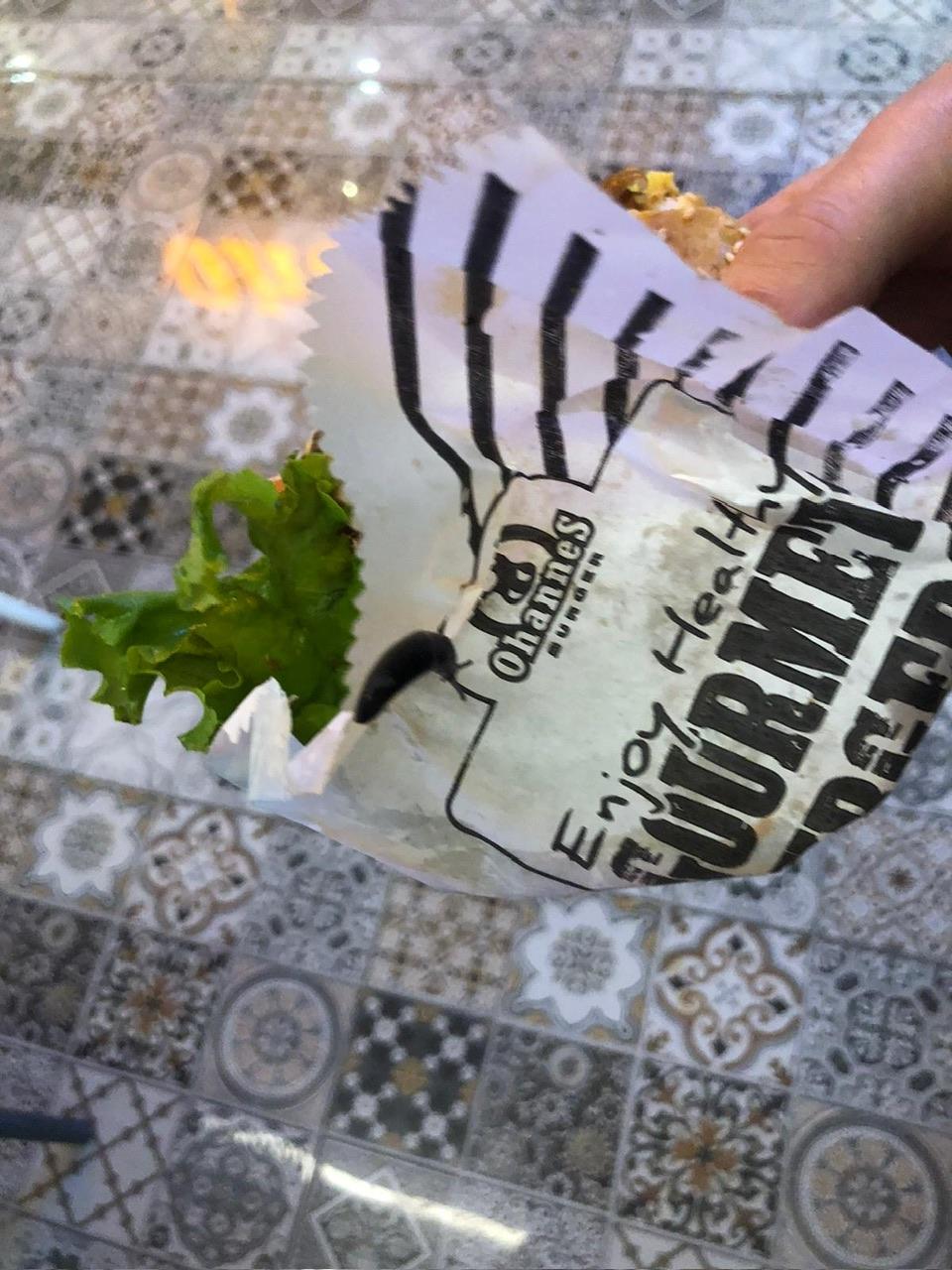 Ohannes Burger Tandır Burgerden Sülüklü Böcek Çıktı - Şikayetvar