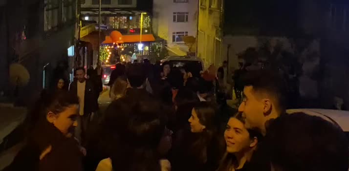 If Performance Hall If Performance Hall İf Performance Hall Beşiktaş ...