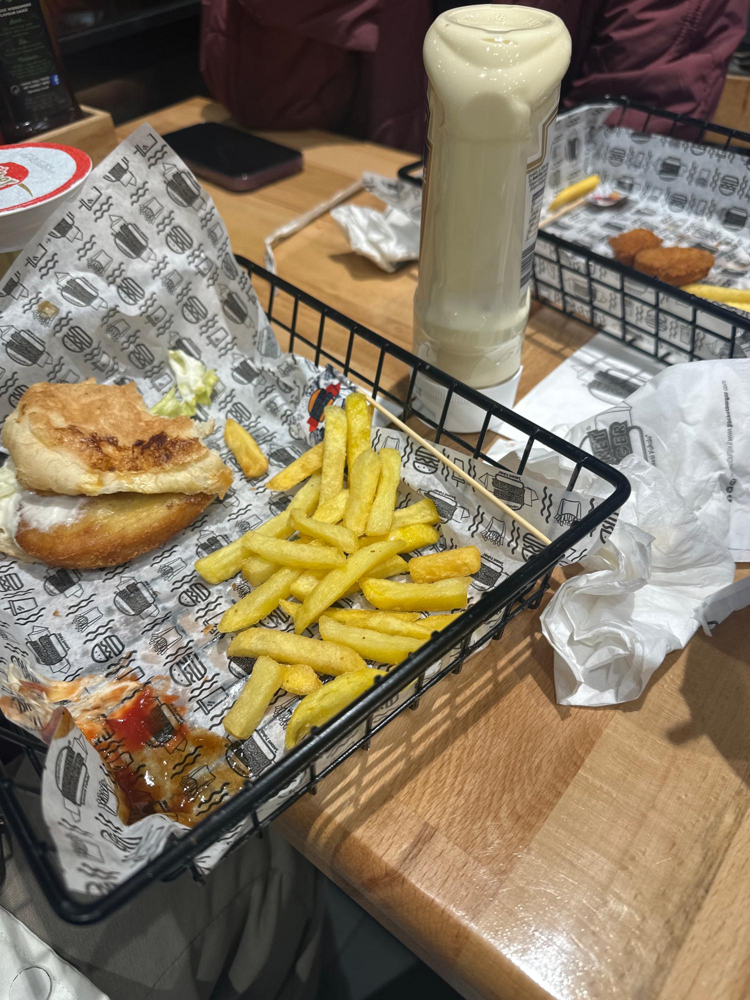 Packet Burger Tuzla Port Paket Burger Böcek Çıktı - Şikayetvar