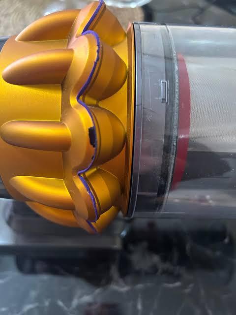 Dyson V15 Mor Seal Ve Kırmızı Silikon Sorunu - Şikayetvar