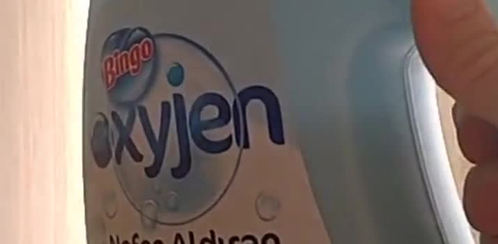 Bingo Oxygen Sıvı Deterjan Ambalaj Büyük Deterjan Kutunun Yarısında ...