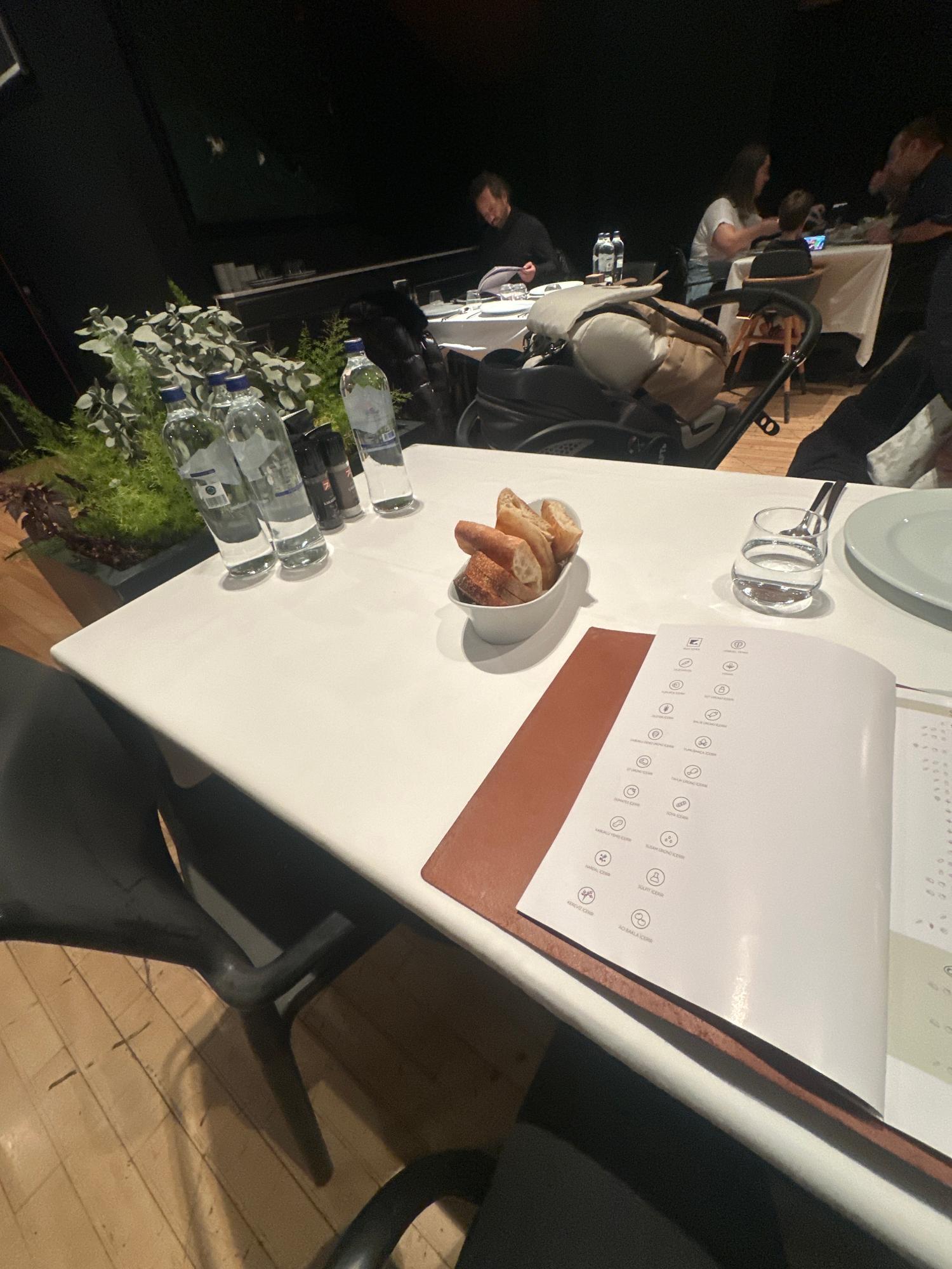 7 Mehmet Restaurant Antalya'da Rezervasyon Karışıklığı Yaşanan Restoran ...