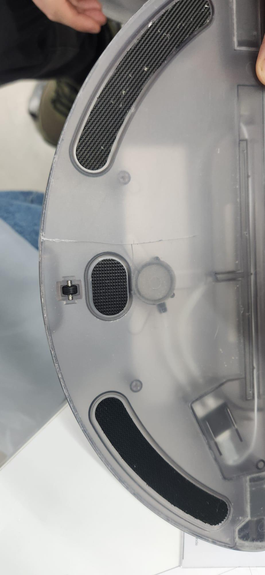 Xiaomi S10 Robot Vacuum Defective Navigation & Damaged Water Tank - Xolvie