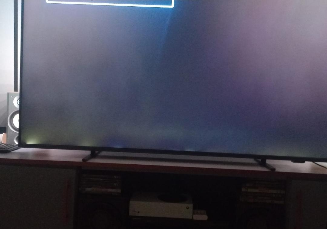 PHILIPS TV Philips Mini LED Işık Sızması - Şikayetvar