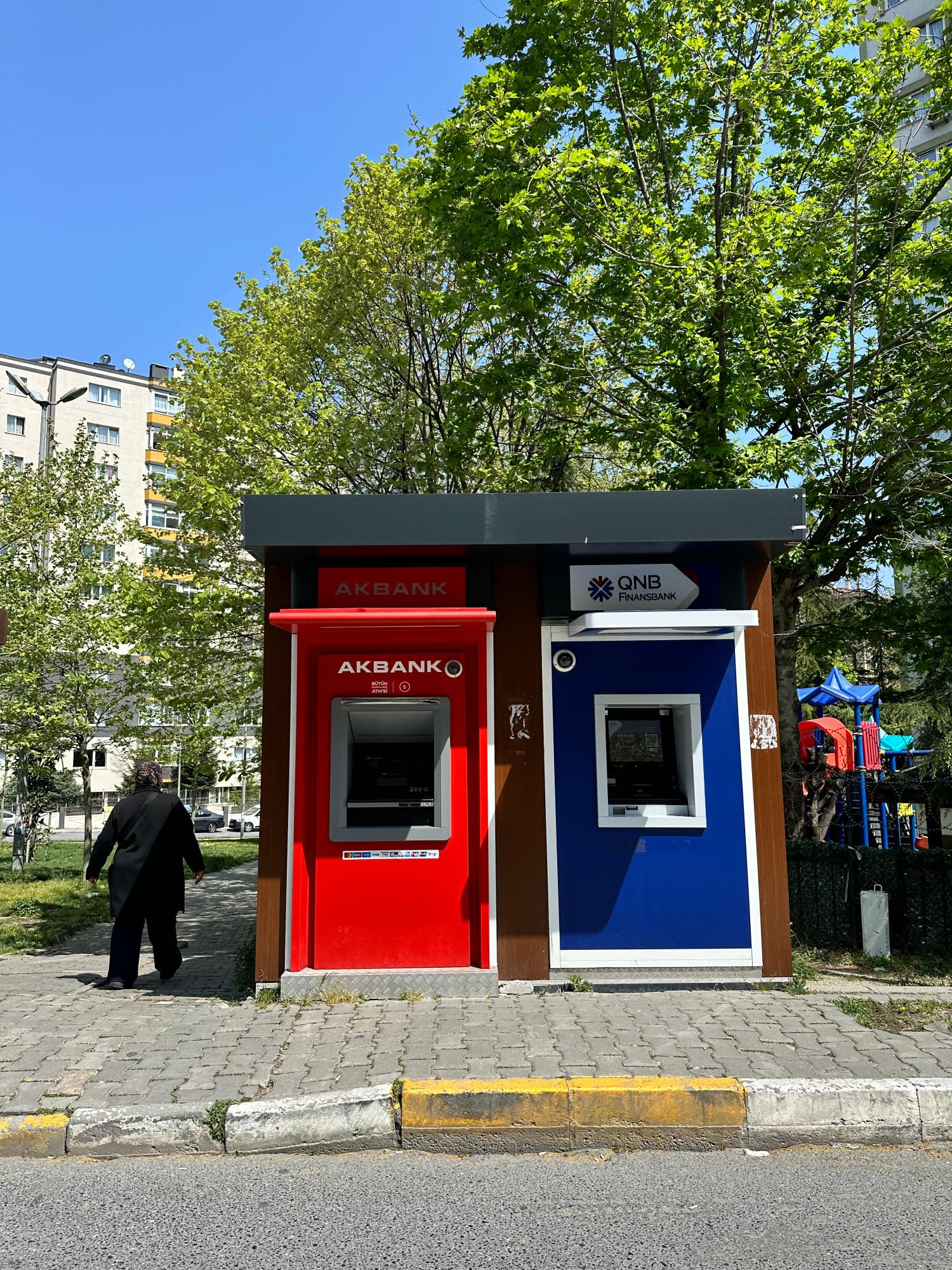 6 Aydır Hizmete Açılmayan Akbank ATM'si! - Şikayetvar