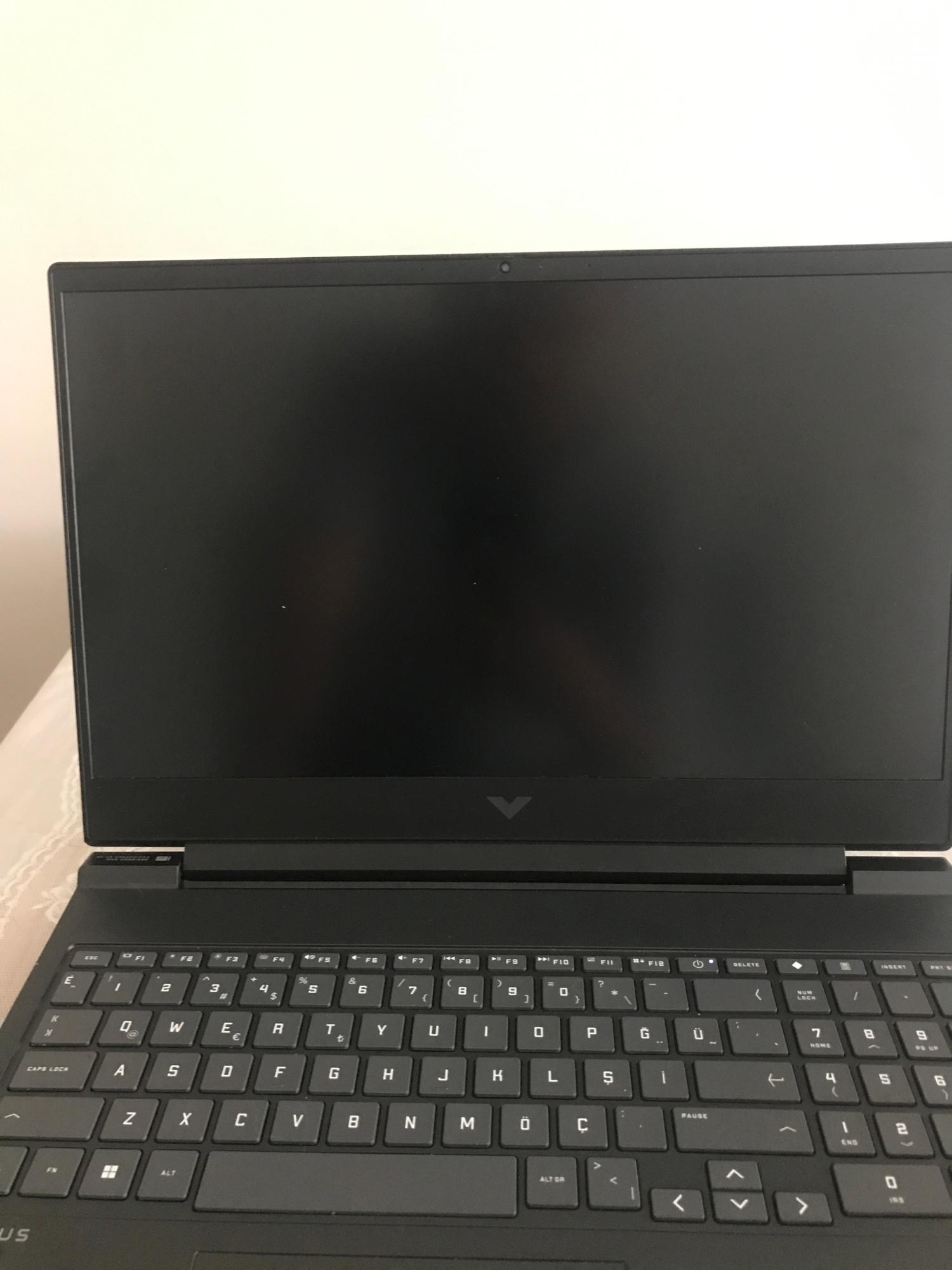 HP Victus Laptop Siyah Ekran Sorunu - Şikayetvar
