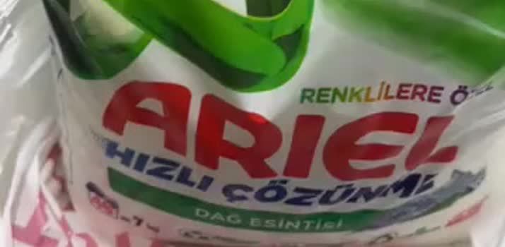 Ariel Deterjan Hayal Kırıklığı: Islak Ve Kötü Kokulu Deterjan Paketi ...
