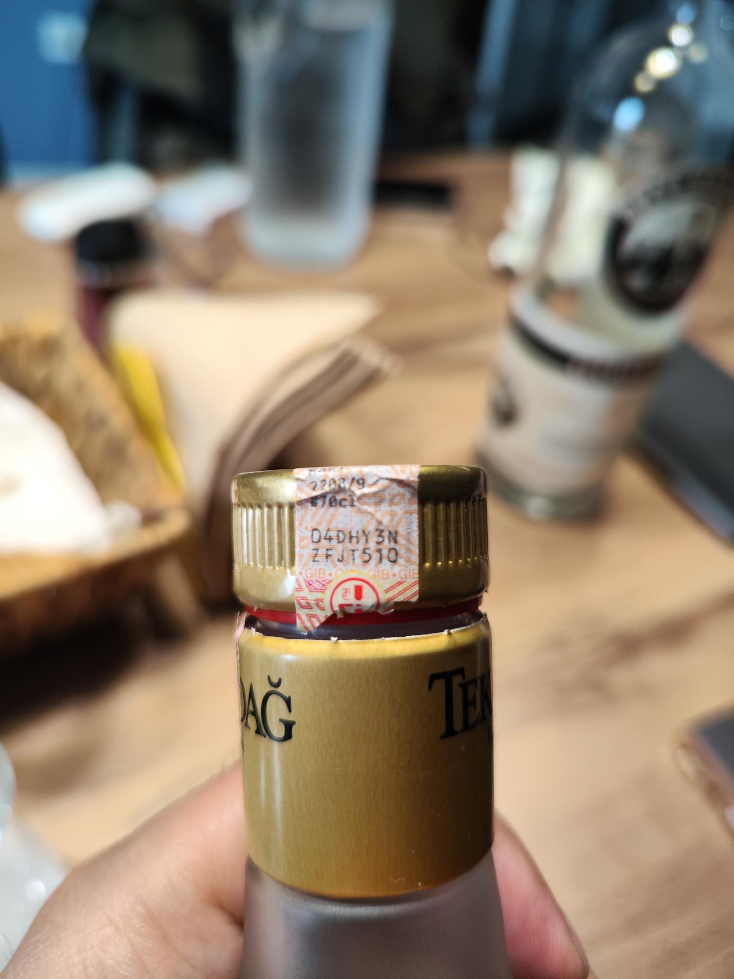 Mey İçki Tekirdağ Gold Diye Satılan Acı Ve Bol Anason Kokulu Rakı ...