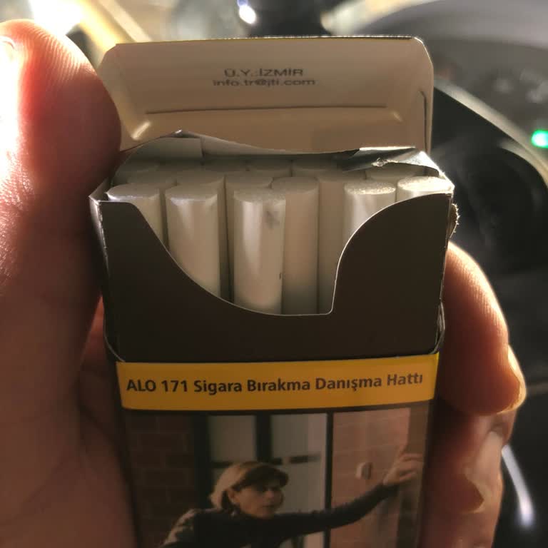 JTI Sigaram Yanlış Basım Ve Kötü Kokan Bir Madde Yapışmıştı - Şikayetvar