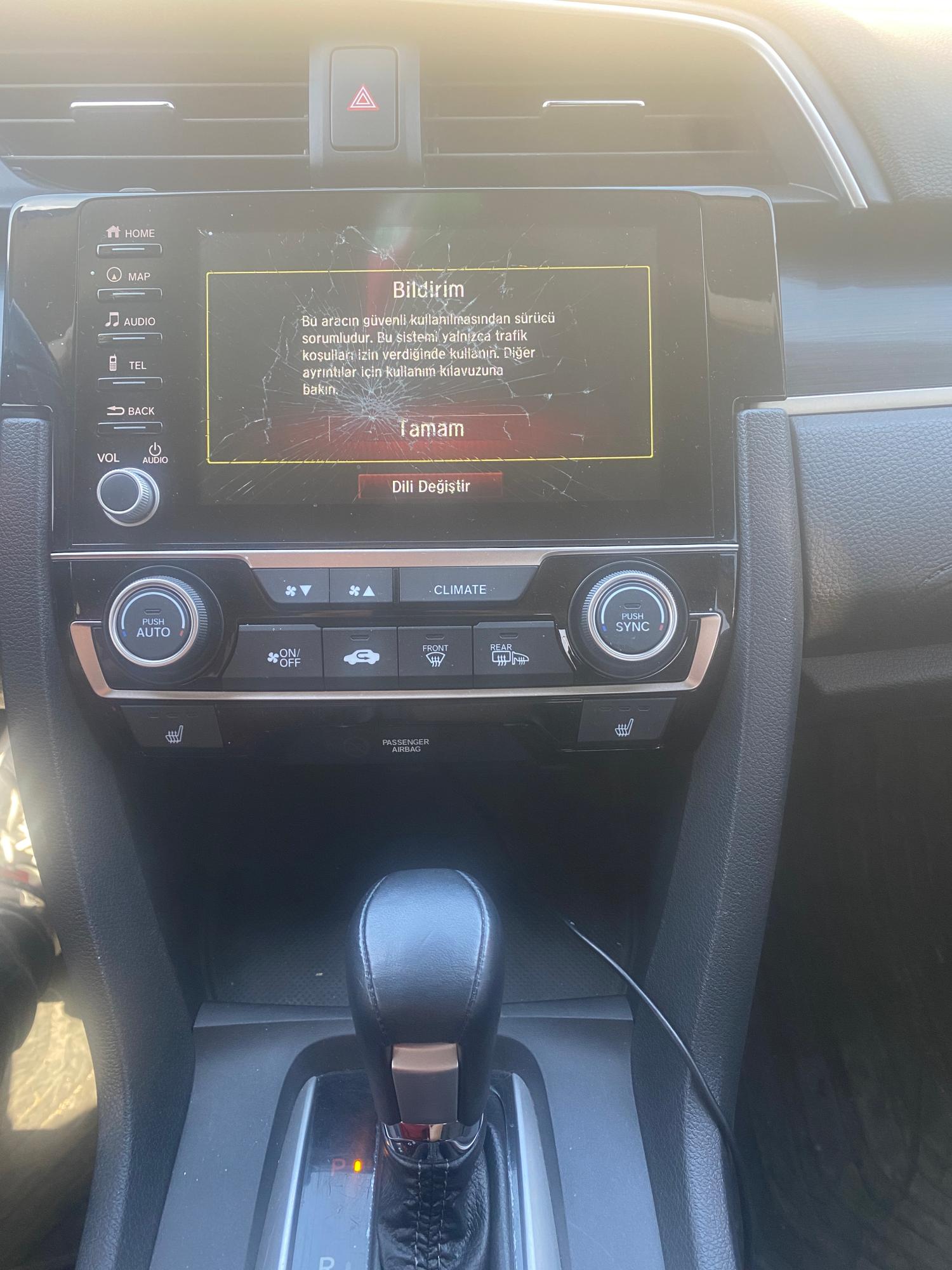 Honda Civic Multimedya Kırığı - Şikayetvar