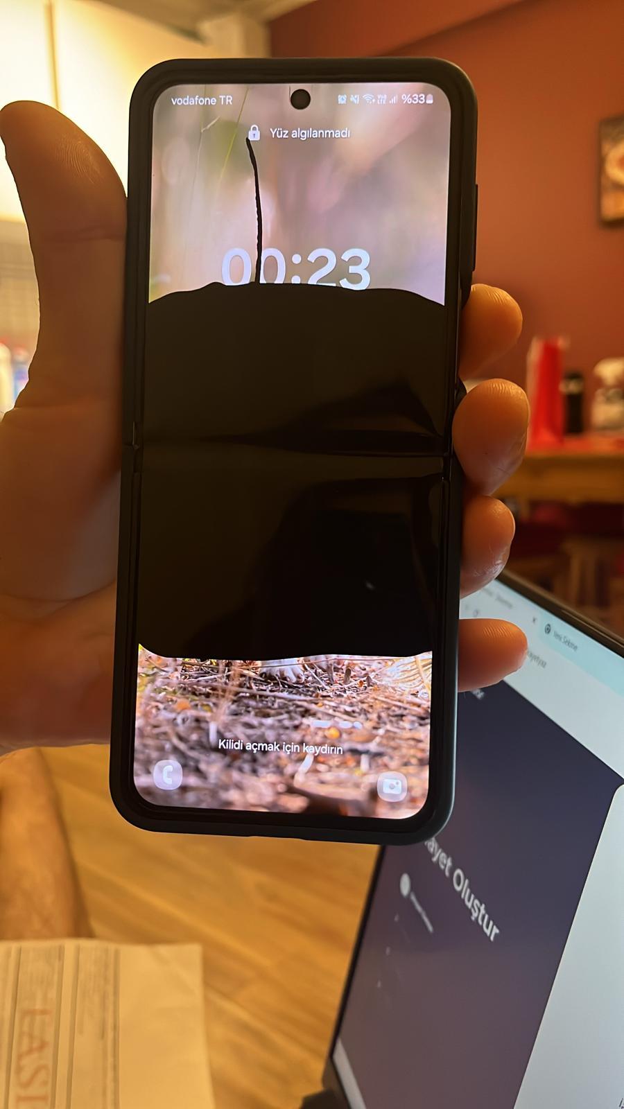 Samsung Telefon Z Flip 5 Ekran Sorunu - Şikayetvar