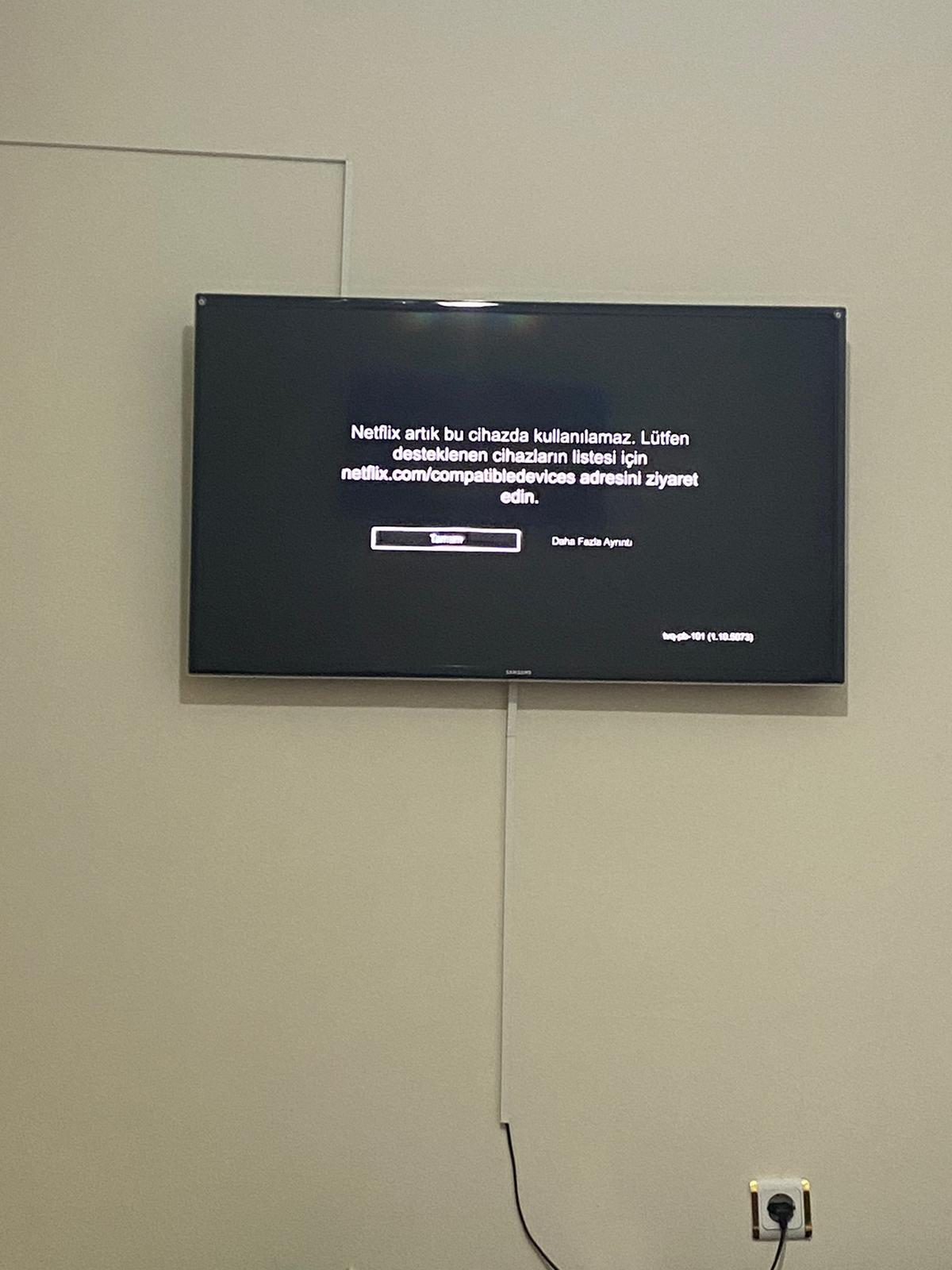 Netflix Cuts Off Older TVs (2014 & Before) - Xolvie