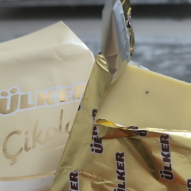 Ülker Ürün İçindeki Çikolata Beyazlamış - Şikayetvar