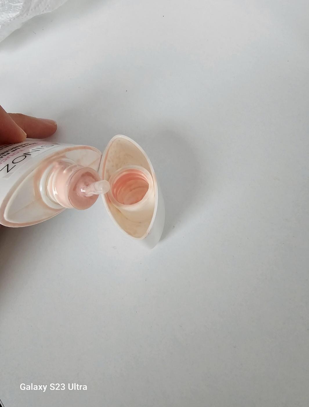 Sinoz Pink Touch Sunscreen Box Leaking - Xolvie