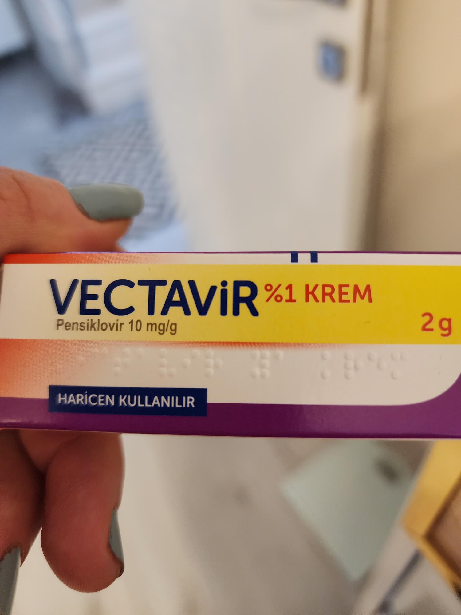 Vectavir Uçuk Kremi Dudağımda Kırmızı Leke Bıraktı - Şikayetvar