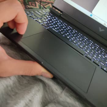 HP Victus Touchpad Sol Tuşu Takılı Kalma Sorunu - Şikayetvar