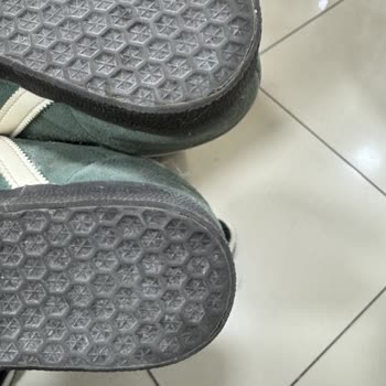 Adidas İki Çift Ayakkabı 45 Günde Nasıl Dağılır - Şikayetvar