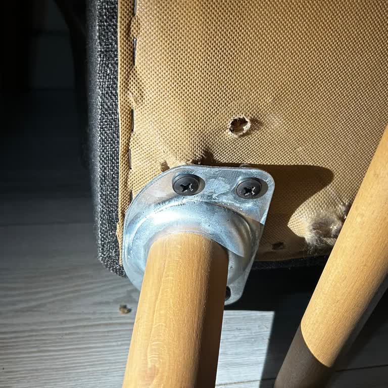 Vivense Kırık Bench Ayağı! - Şikayetvar