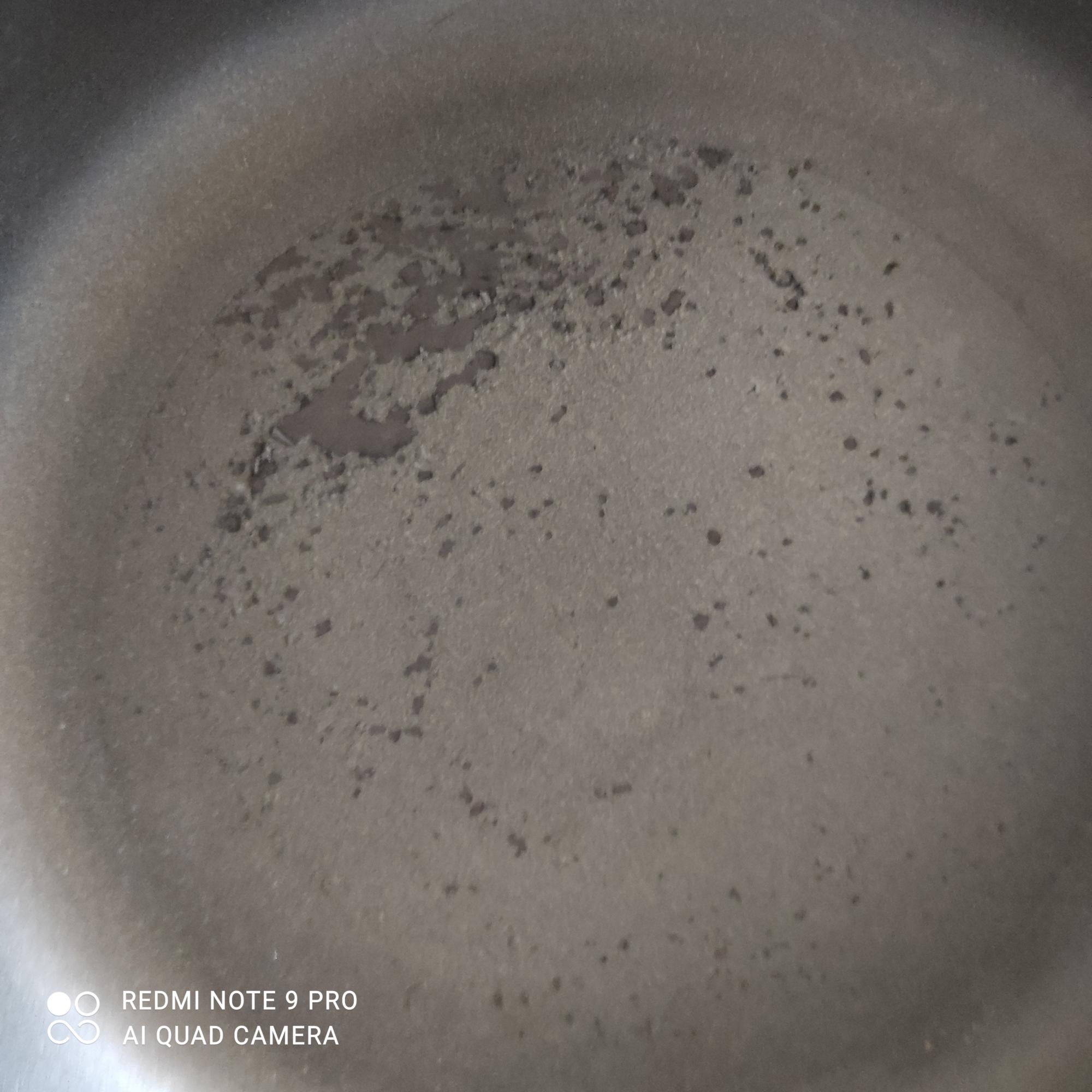 Amway 28 cm Pan Peeling Off. Warranty Void Without Invoice - Xolvie