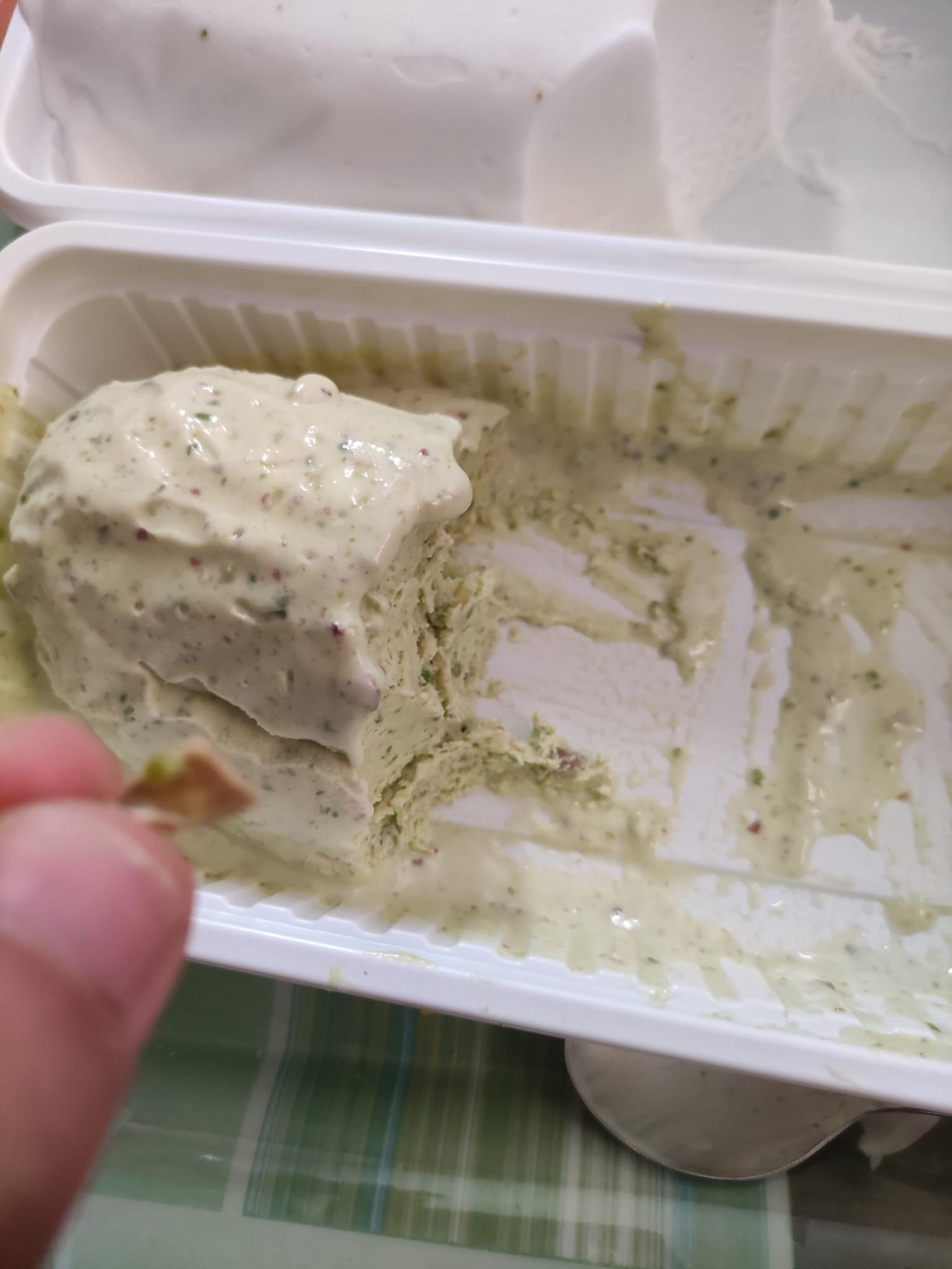 Harras Antep Fıstıklı Dondurma (Akdo Dondurma) - Şikayetvar