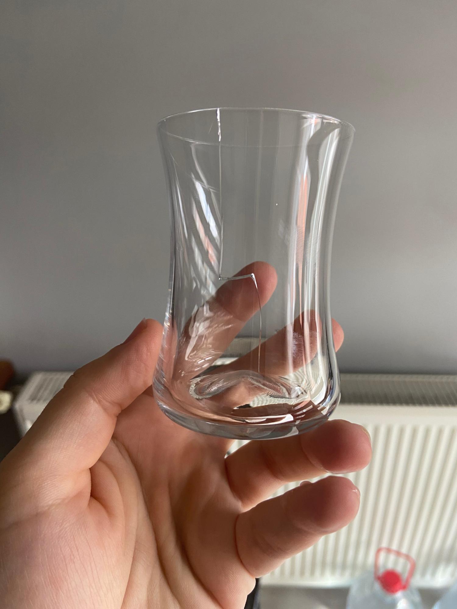 Faruk Malhan Koleksiyon Çay Bardaklarının Çatlaması - Şikayetvar