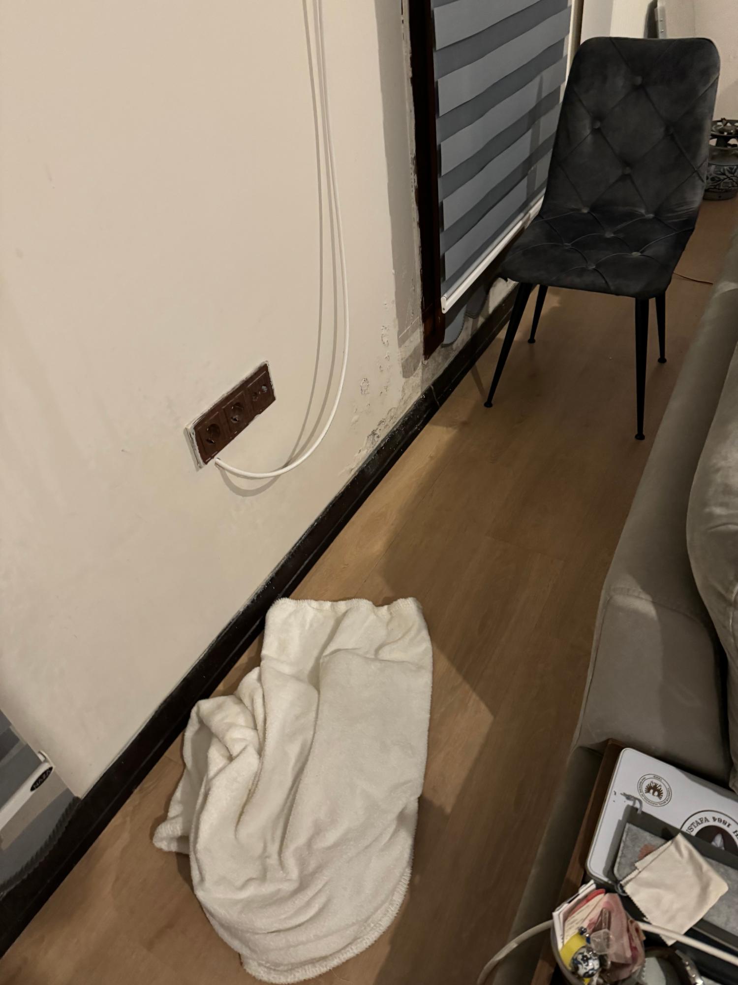 Daikin Stylish Air Conditioner Installation Disaster , Water Leak and ... Daikin Stylish Air Conditioner Installation Disaster , Water Leak and ...