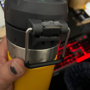 Kutupayısı Stanley Quick Flip Kapak - Şikayetvar