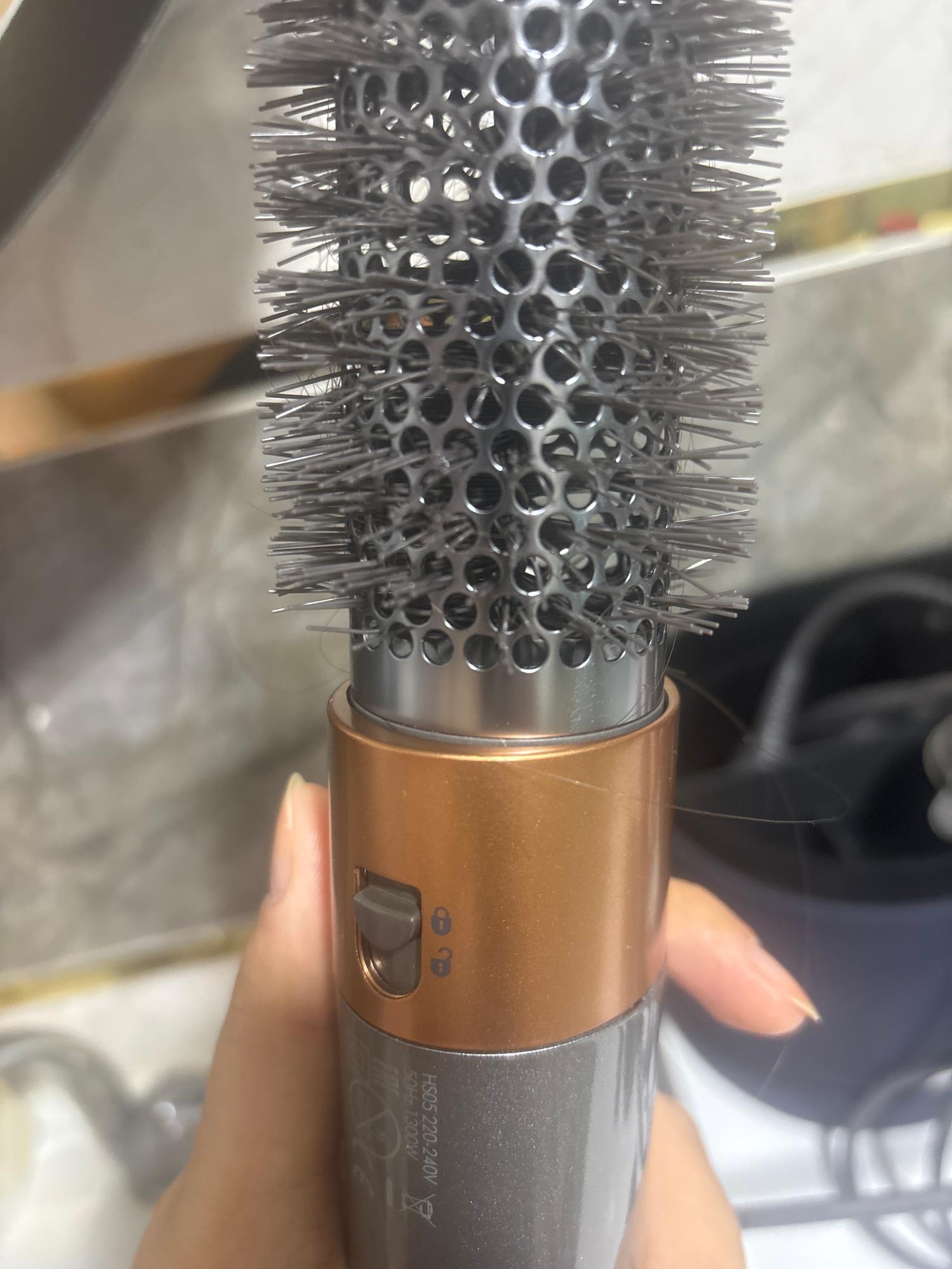 Dyson Dyson Airwrap Fön Başlığı Yerinden Çıkıp Duruyor - Şikayetvar