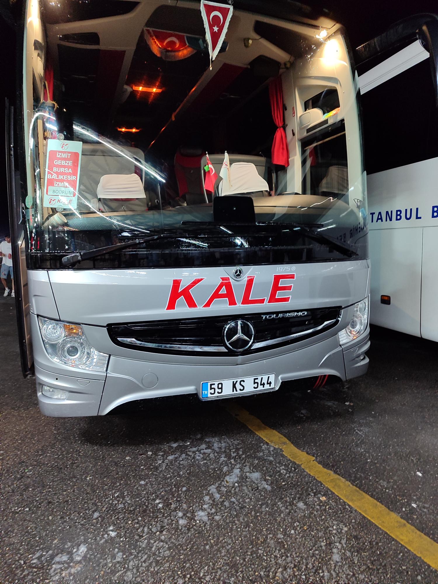 Kale Seyahat Kale Firmasının 2+1diye Sattığı Koltukların 2+2 Olması ...