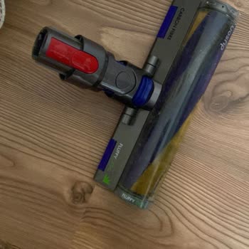 Dyson V15 Parke Başlığı Lazer Ve Malzeme Problemi - Şikayetvar