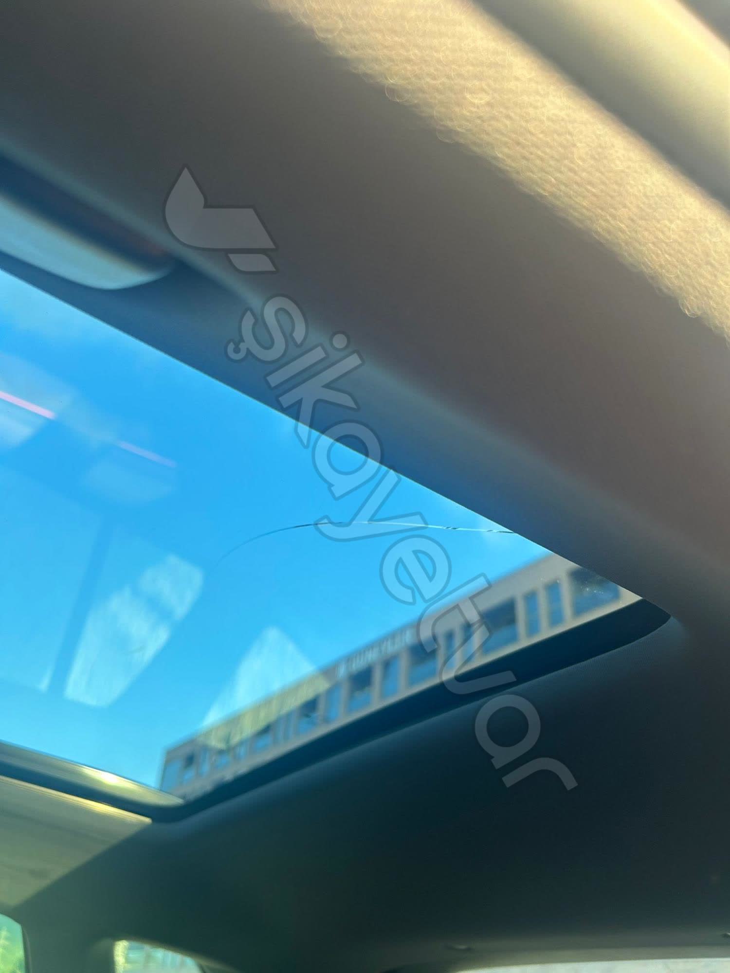 Skoda Kamiq 2024 Cam Tavan Cam Çatlak - Şikayetvar