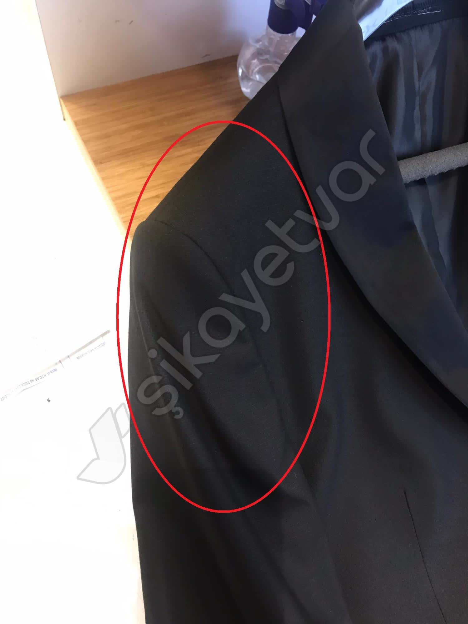 Süvari Giyim Vialand Süvari Mağazası Defolu Smokinin Değişimini Kabul ...