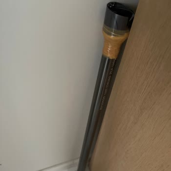 Dyson V12 Dikey Süpürge - Şikayetvar