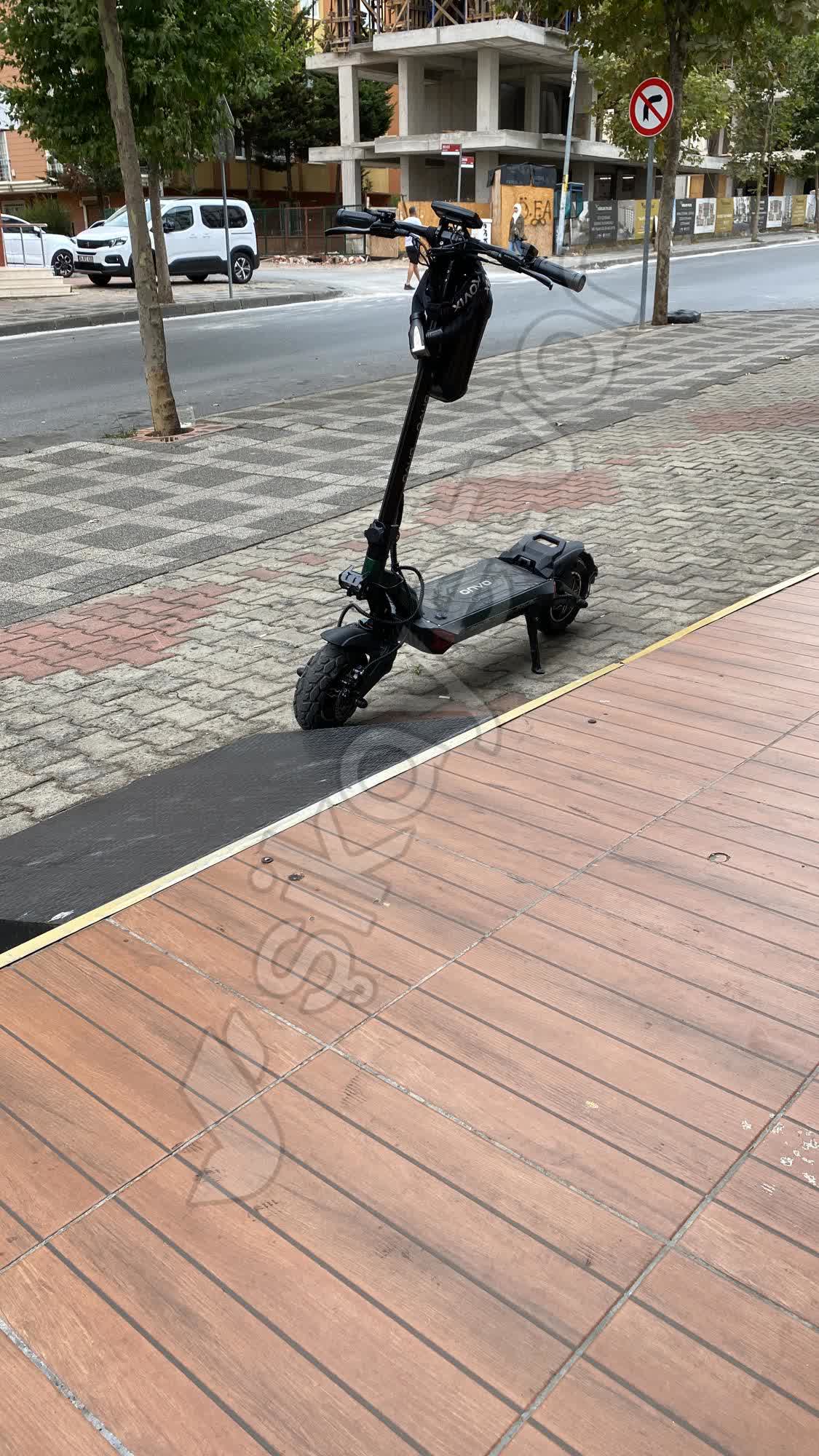 Onvo Rx-6 Plus 2 Günde Ön Teker Yamuldu 1 Aydır Servisten Haber Yok ...