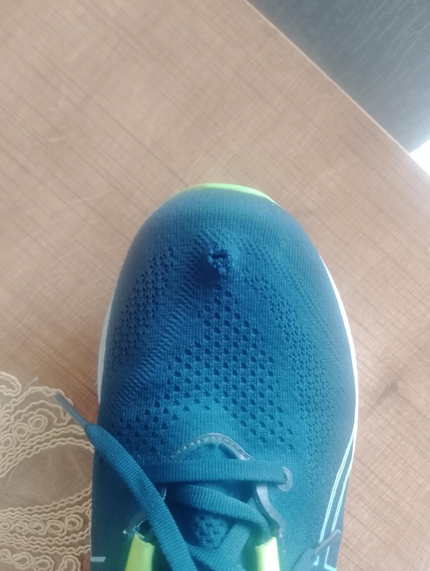 My Asics Gel Nimbus 26 Upper Mesh Torn After 20 Days - Xolvie