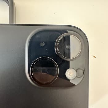 Apple Apple iPhone 15 Paint Peeling Near Rear Camera After Only 2 ...