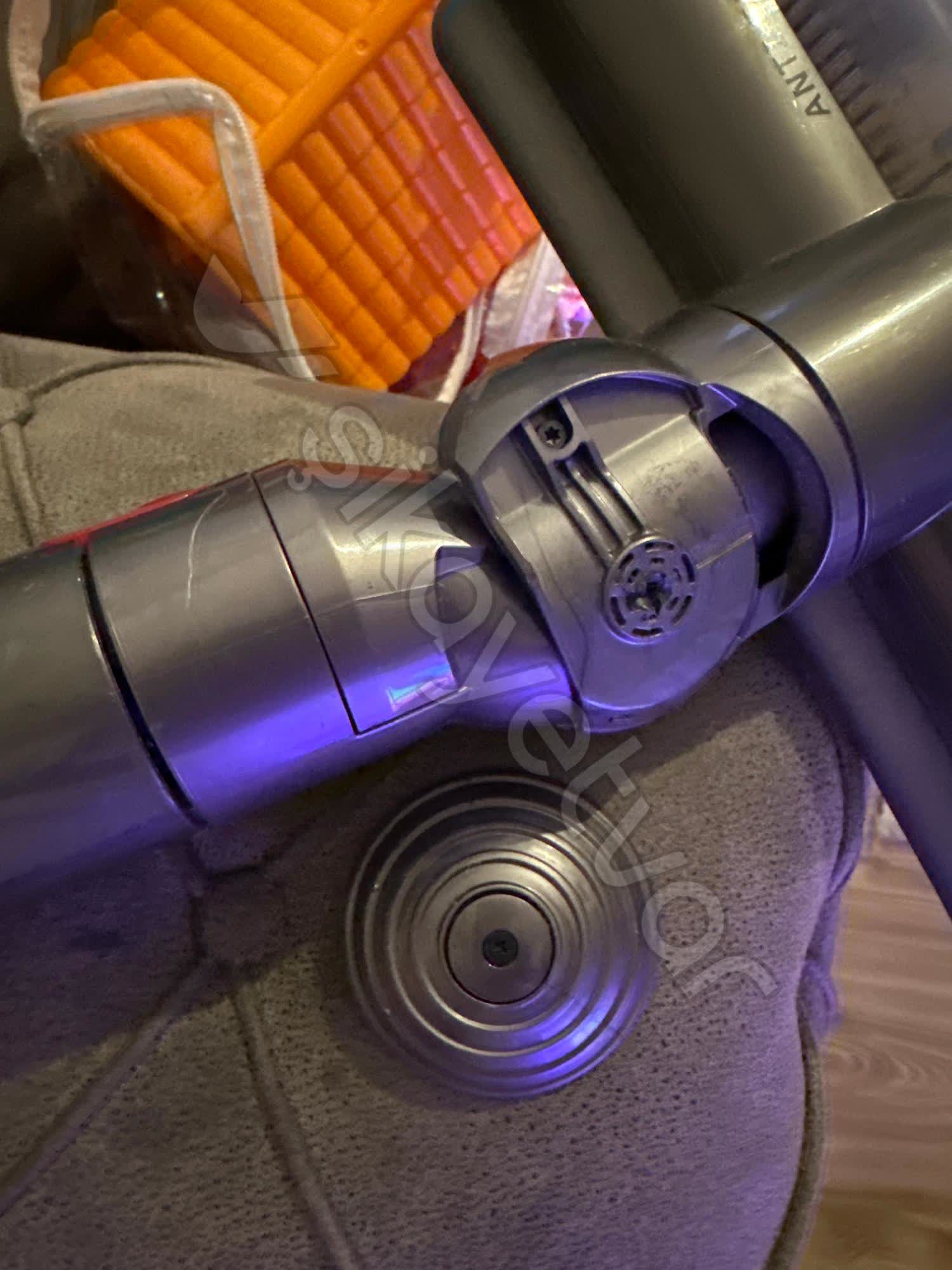 Dyson V15 Başlık Kırıldı Ve Değiştirmiyorlar - Şikayetvar