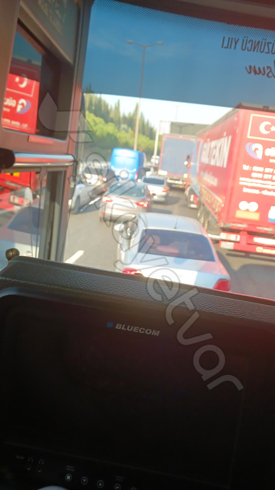 Metro Turizm Metronun Muavin Ve Şoförü - Şikayetvar