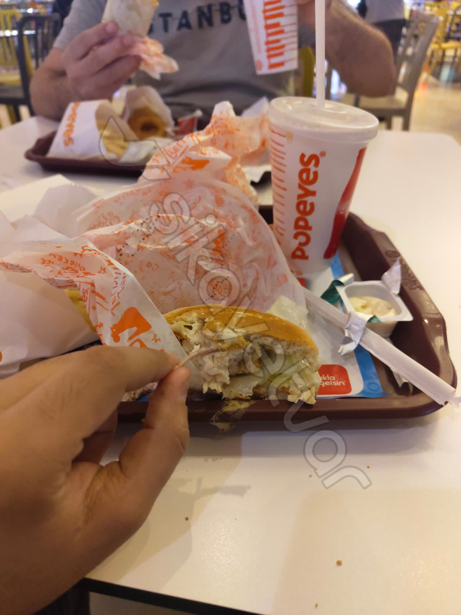 Popeyes Kemikli Poppy Sandviç - Şikayetvar