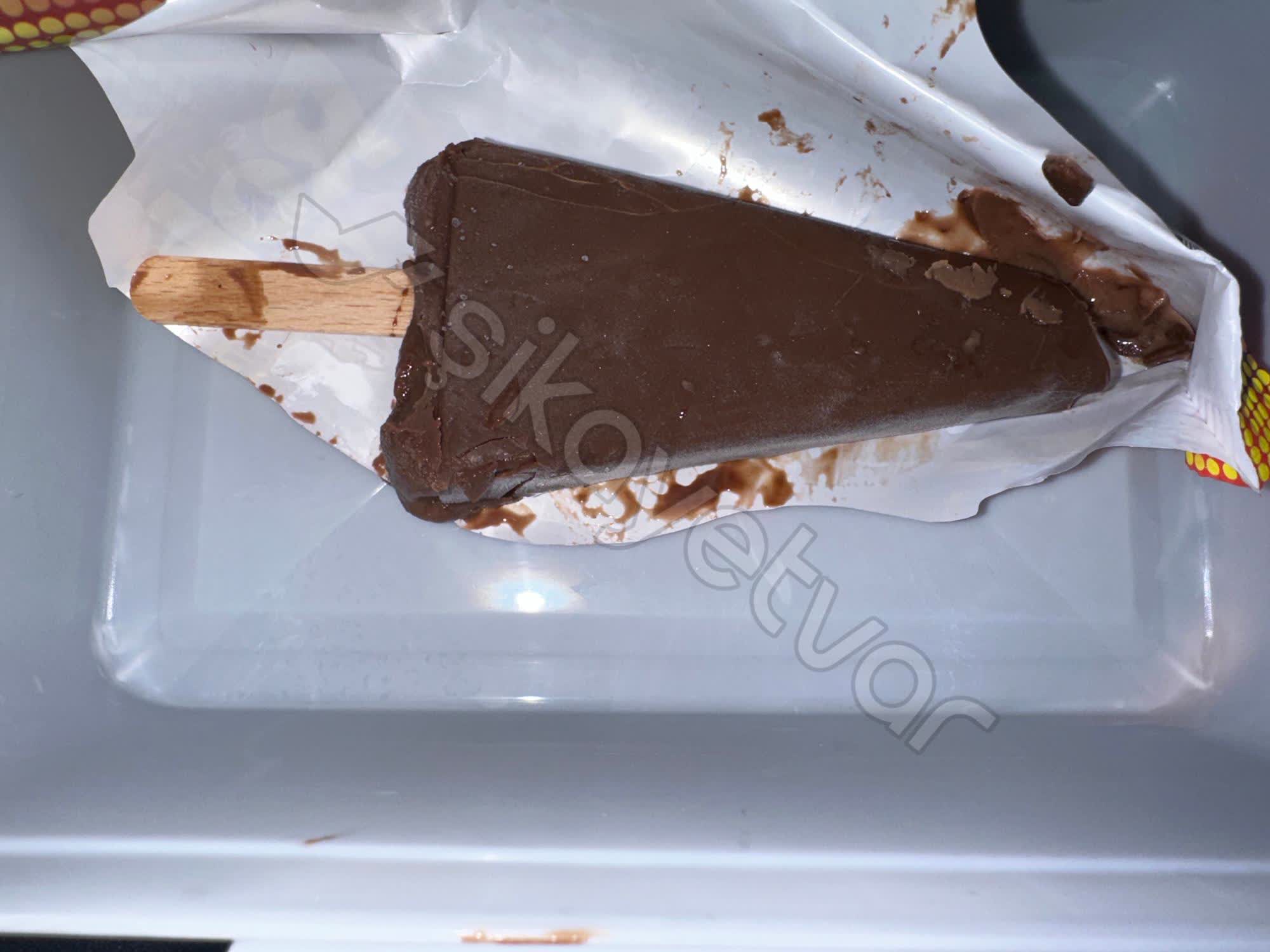 Golf Dondurma Roka Dondurma Tüketiminde Ağız Uyuşması Ve Acı Tat ...