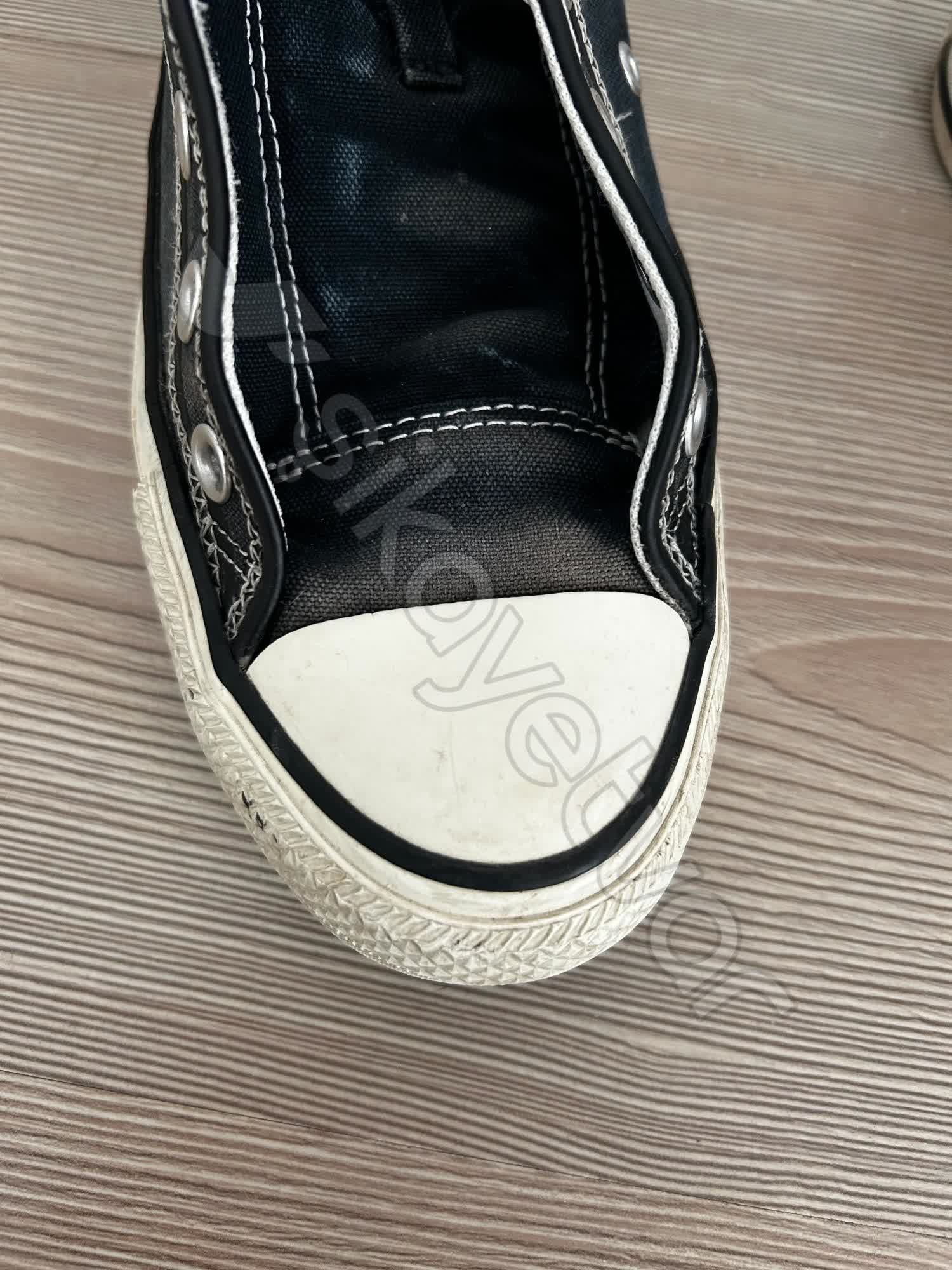 Converse Shoes Developed Sun Stains Before Warranty Expired - Xolvie