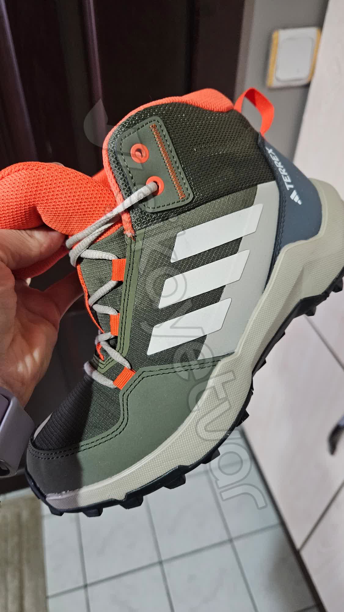 Su Geçiren Adidas Bot Hayal Kırıklığı - Şikayetvar